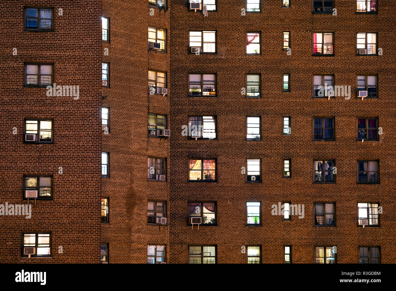 Manhattan apartment view from window hi-res stock photography and ...