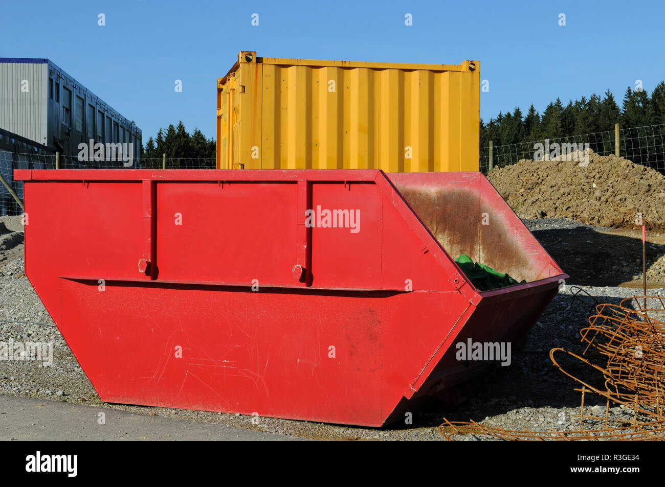 Baustellencontainer hi-res stock photography and images - Alamy