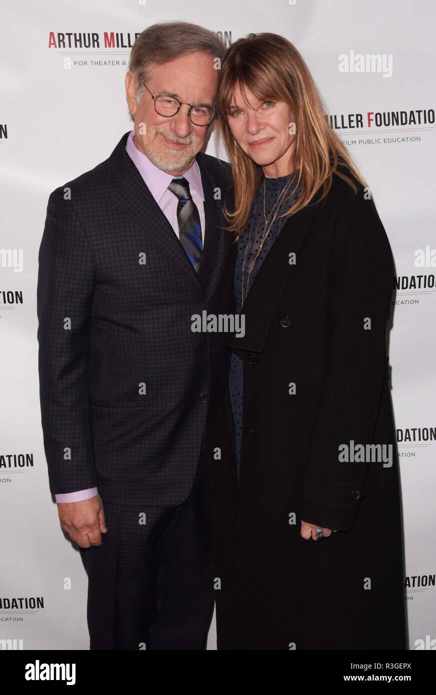 Stephen spielberg kate capshaw hi-res stock photography and images - Alamy