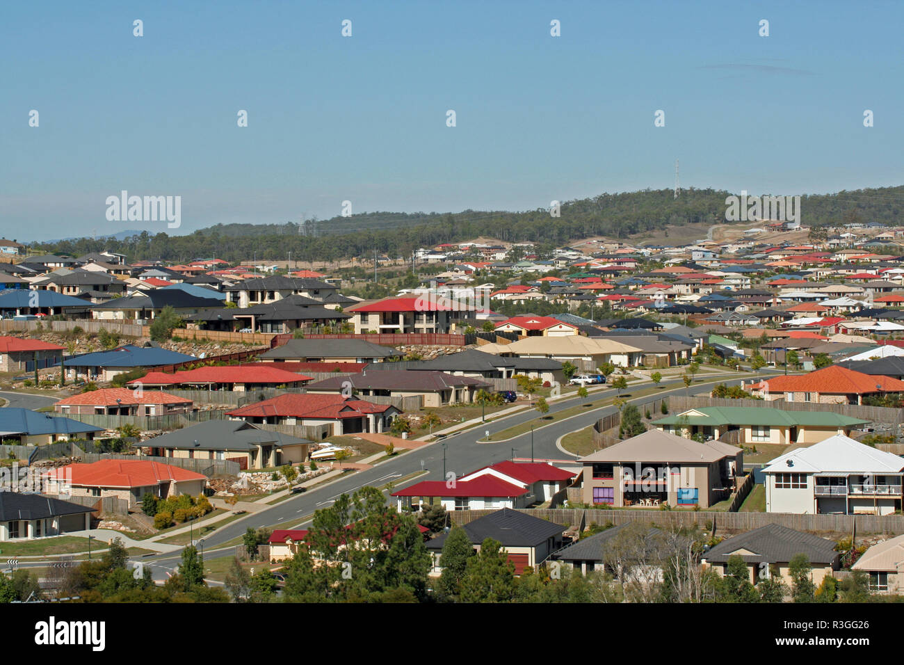 VIEW OVER A RESIDENTIAL HOUSING ESTATE, QUEENSLAND, AUSTRALIA Stock ...