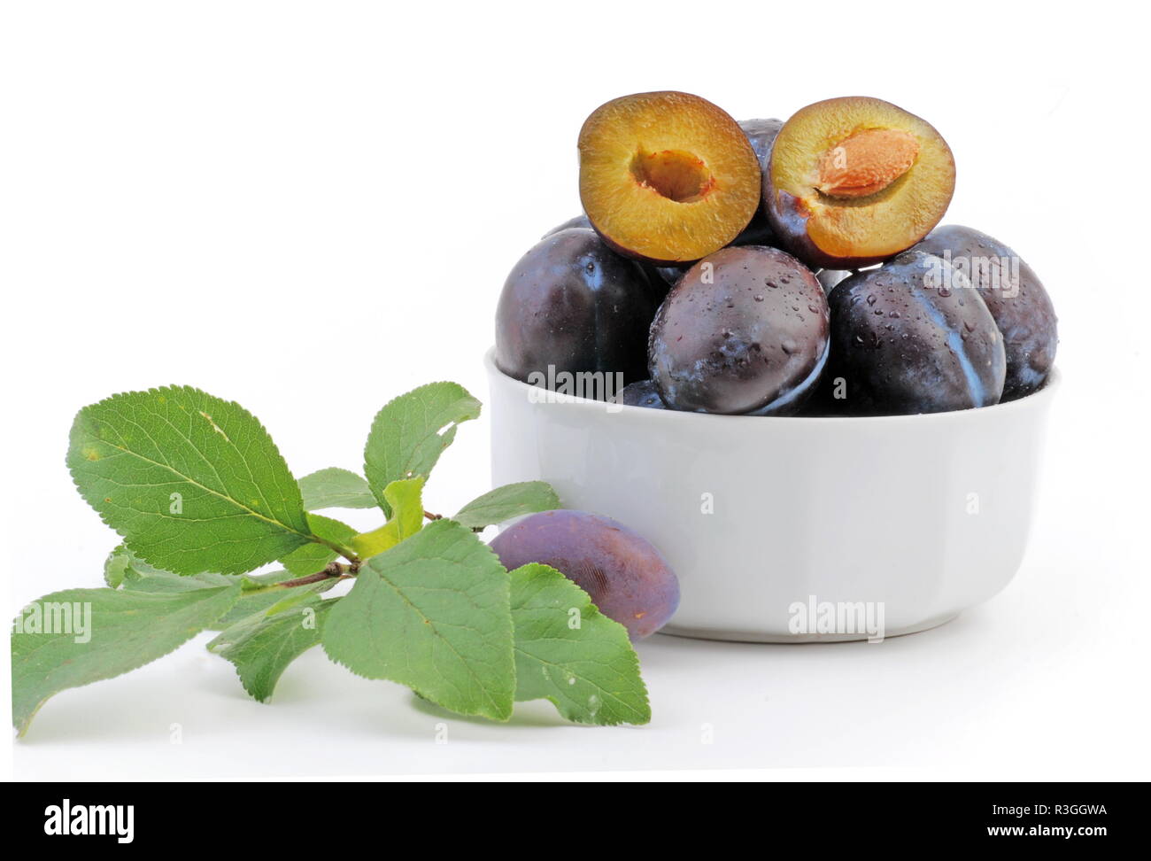 Plums boiling hi-res stock photography and images - Alamy