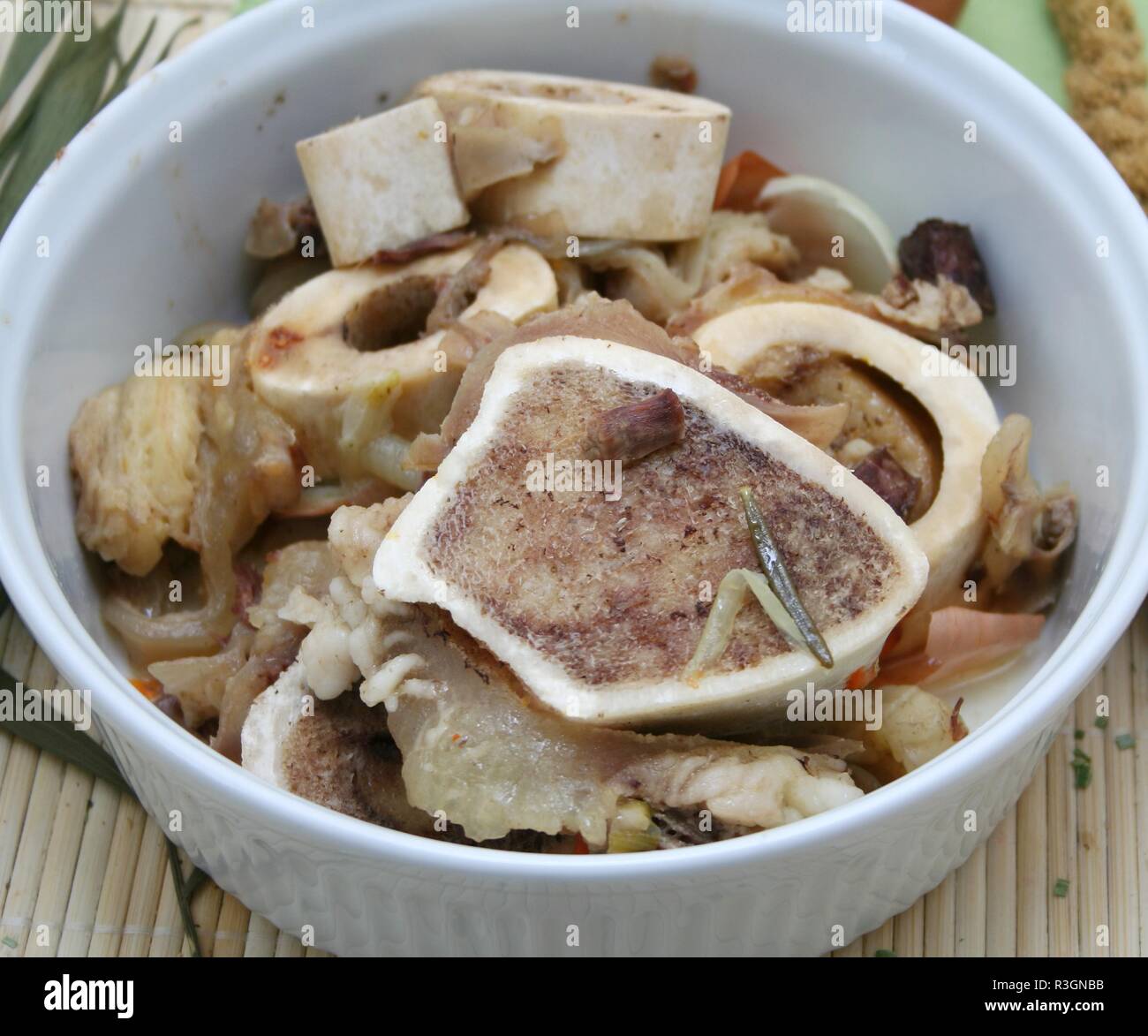 Suppenknochen hi-res stock photography and images - Alamy