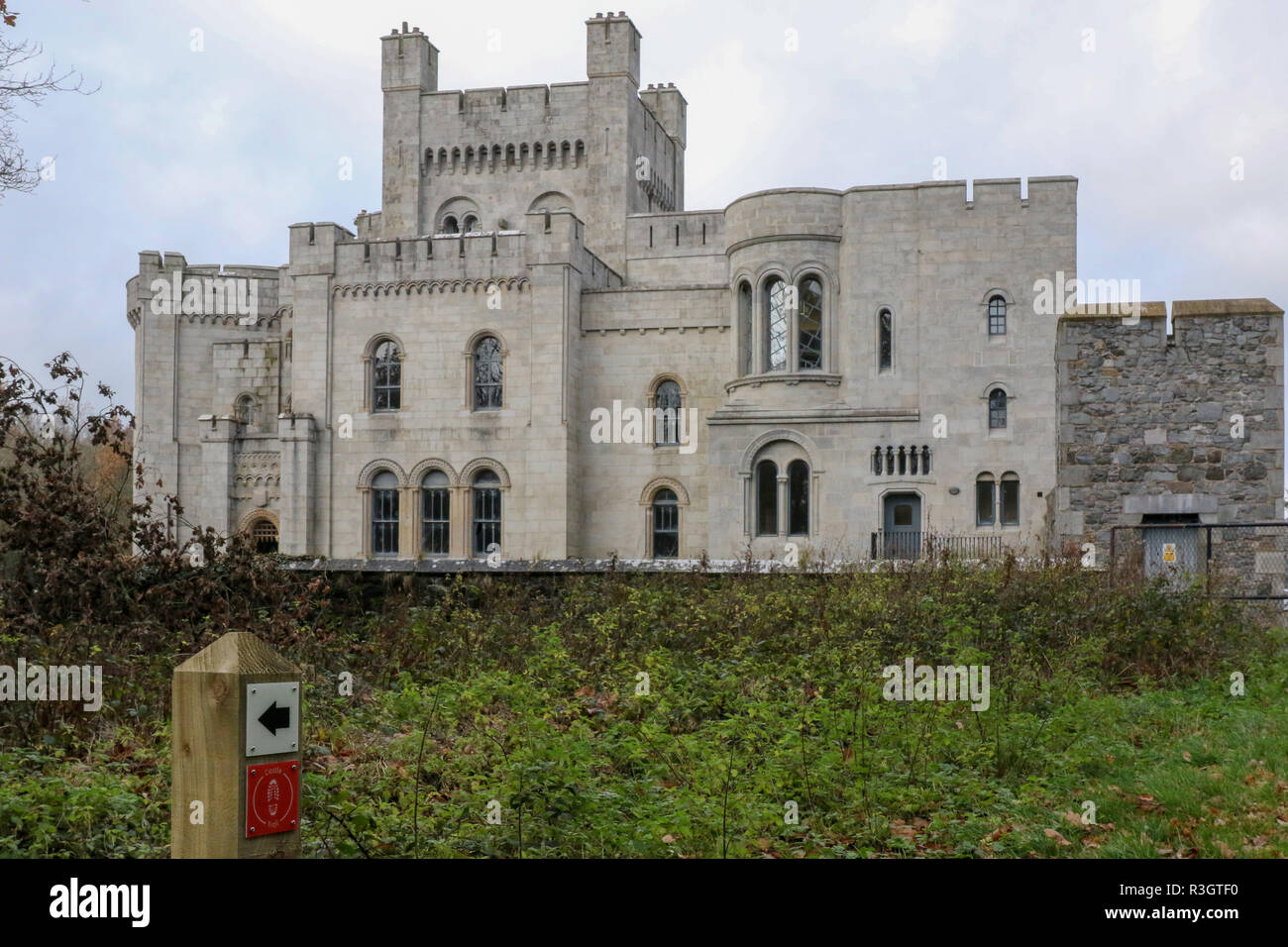 Walking trail marker in Gosford Forest Park with Gosford Castle in the ...