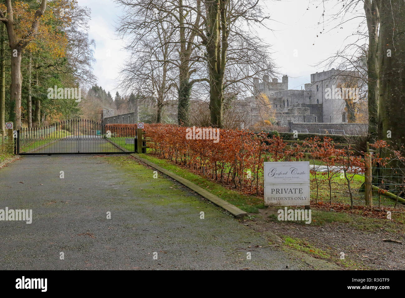 Gosford forest castle hi-res stock photography and images - Alamy