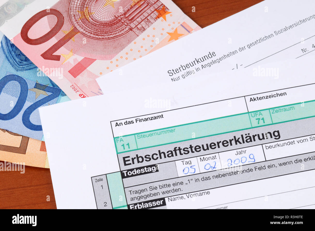 Inheritance tax form hi-res stock photography and images - Alamy
