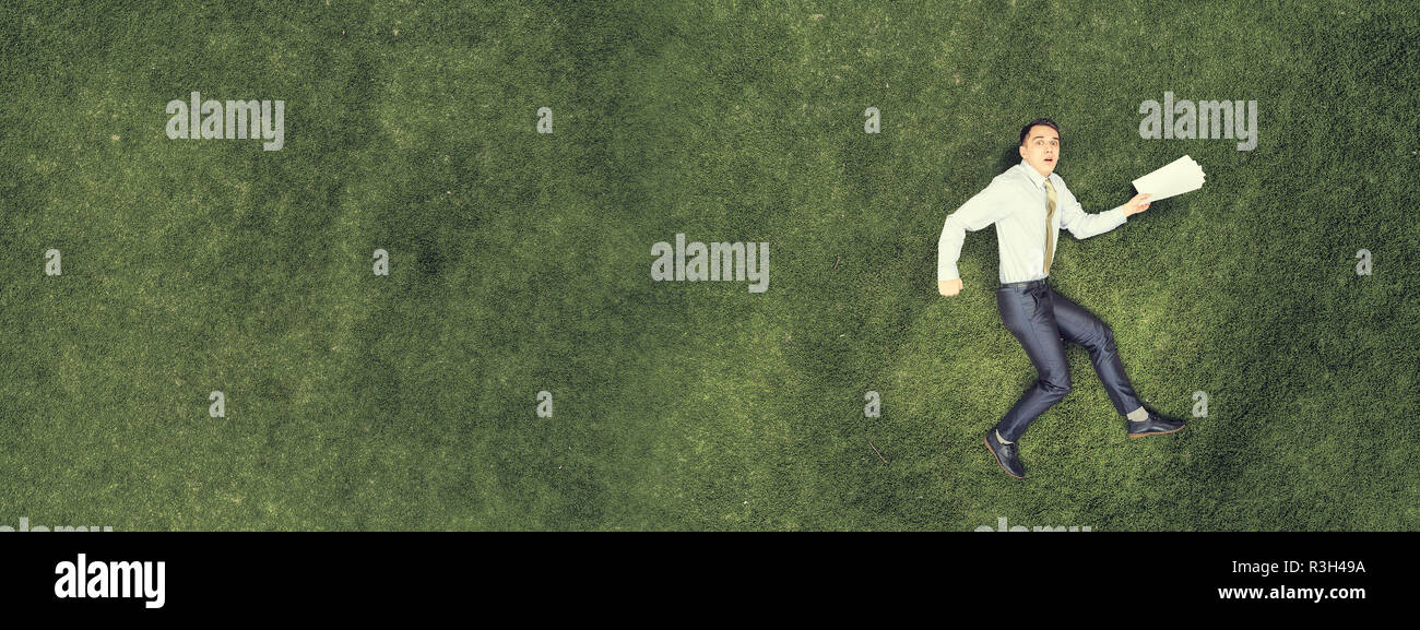 Grass banking hi-res stock photography and images - Alamy