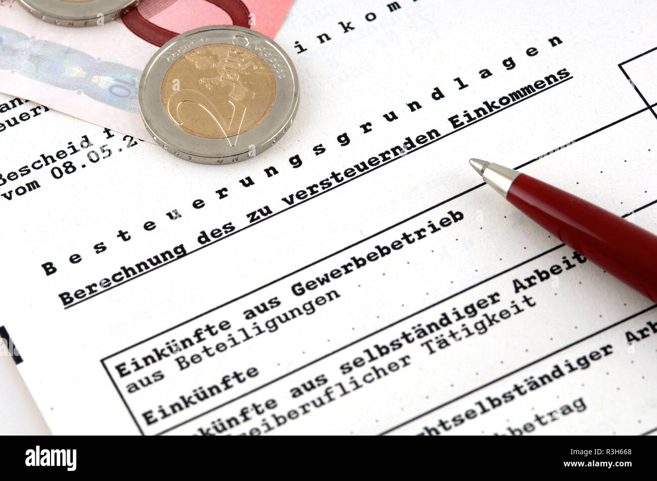 Tax assessment hi-res stock photography and images - Alamy