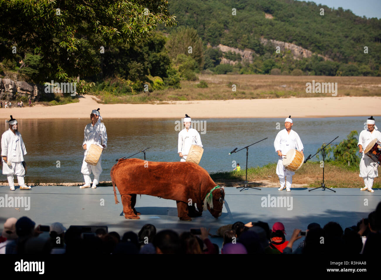 Traditional masque performance Talchum(hahoe mask dance drama) in ...