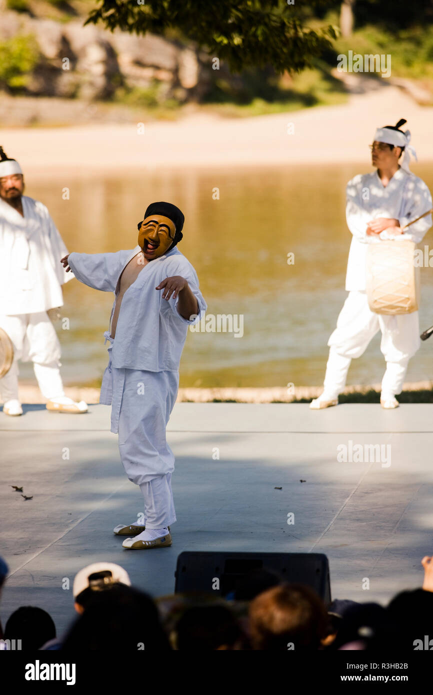 Traditional masque performance Talchum(hahoe mask dance drama) in ...