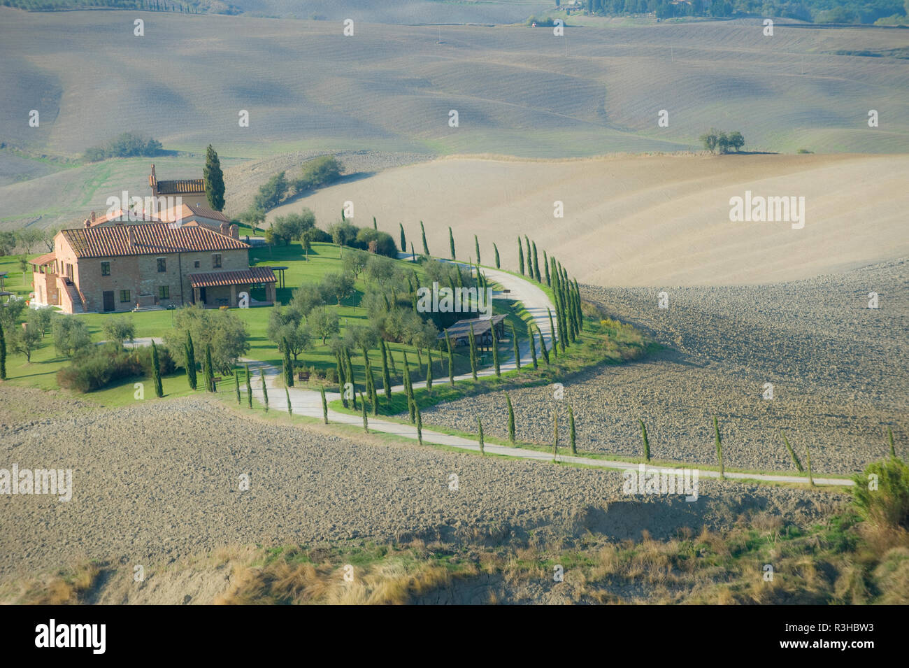 Tuscany farm homestead estate italy hi-res stock photography and images ...