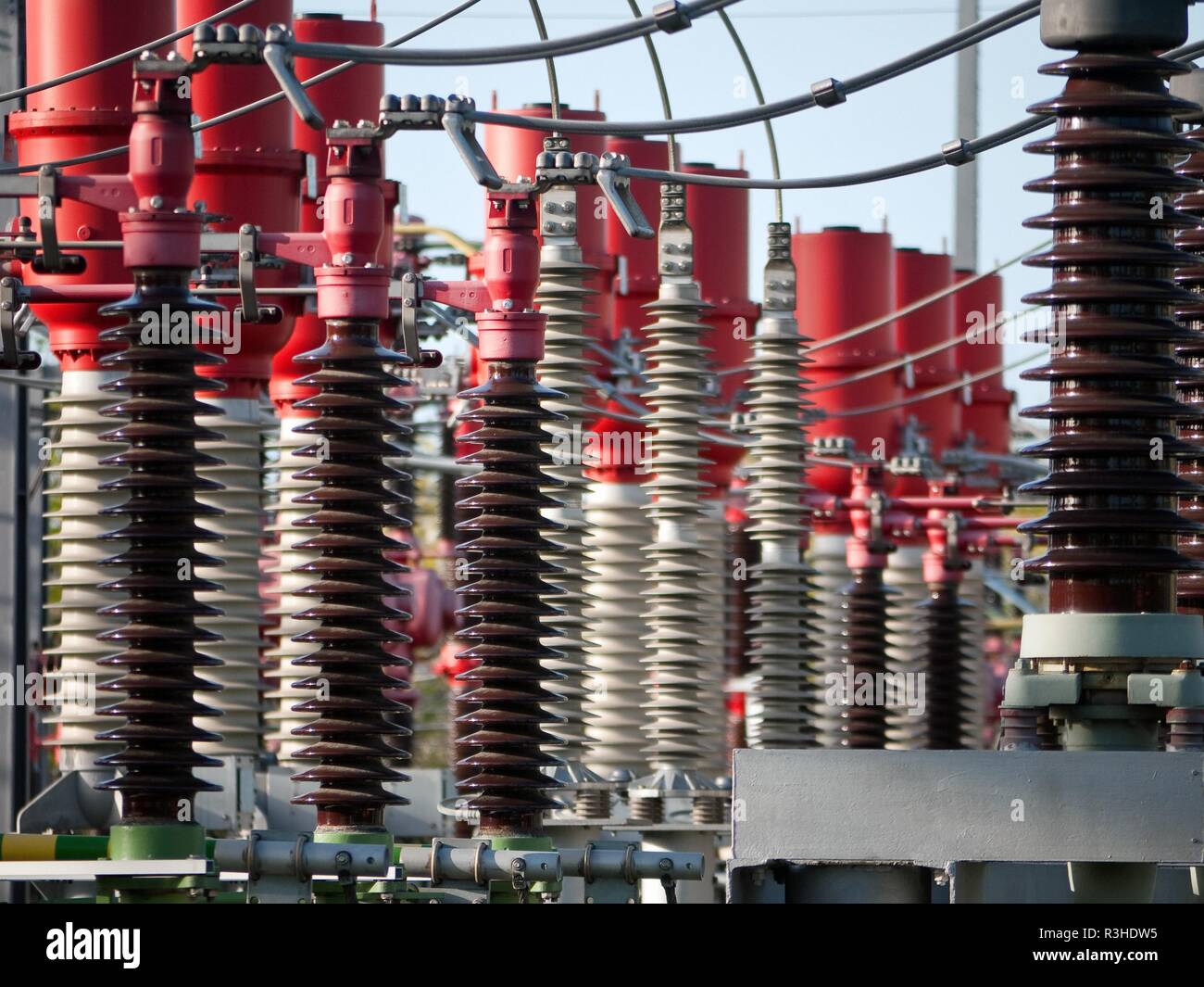 Insulator aerial hi-res stock photography and images - Alamy
