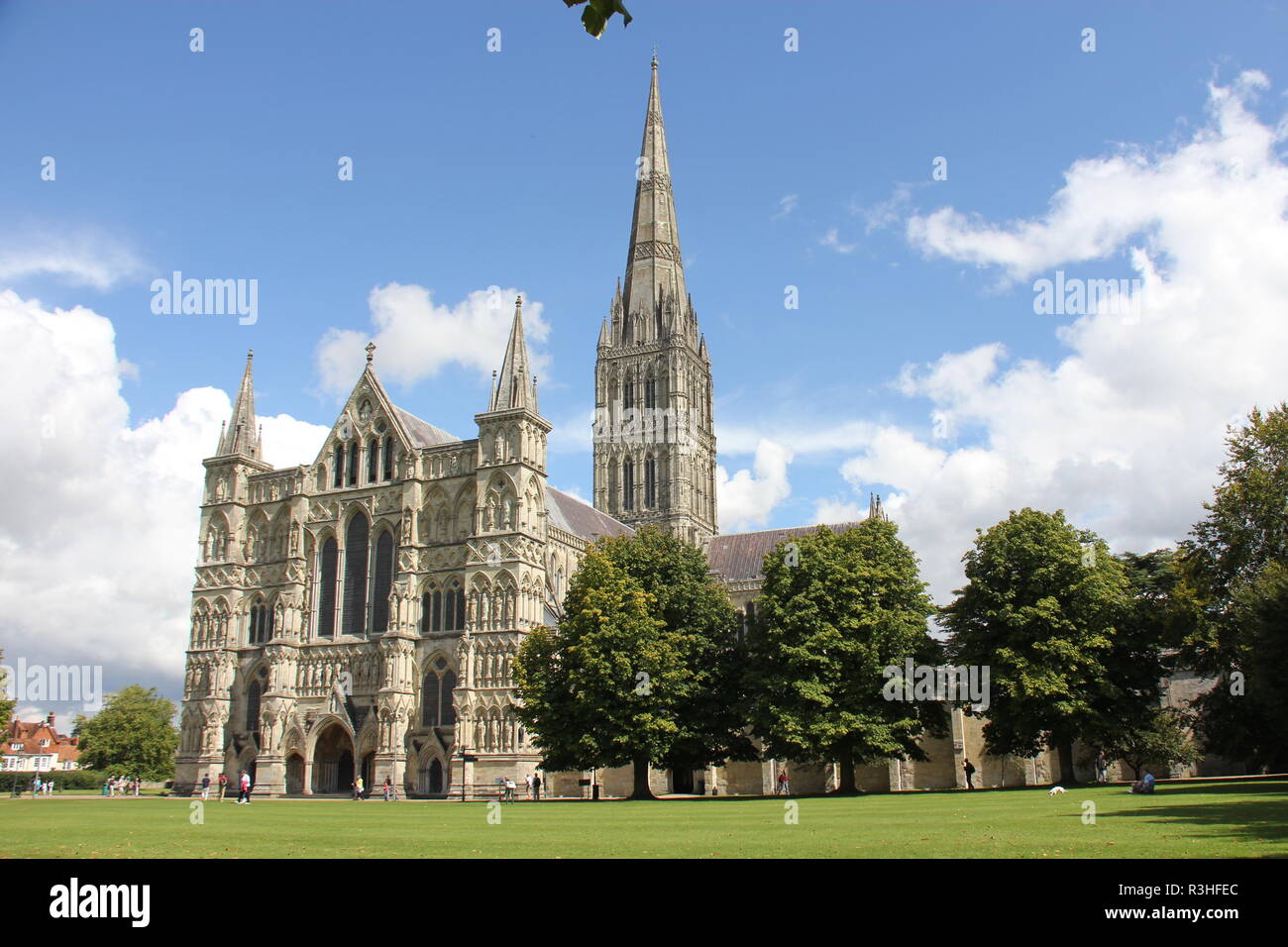 Important cathedral hi-res stock photography and images - Alamy