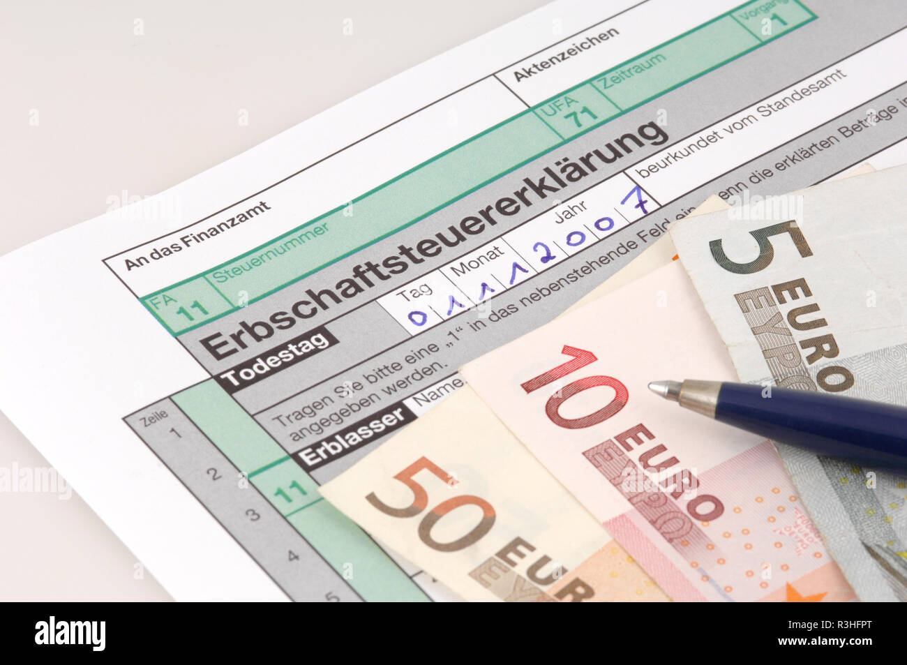 Inheritance tax form hi-res stock photography and images - Alamy