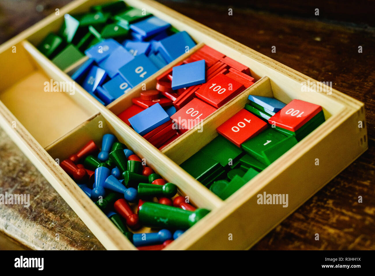 Wooden box with numbers to teach mathematics Stock Photo - Alamy