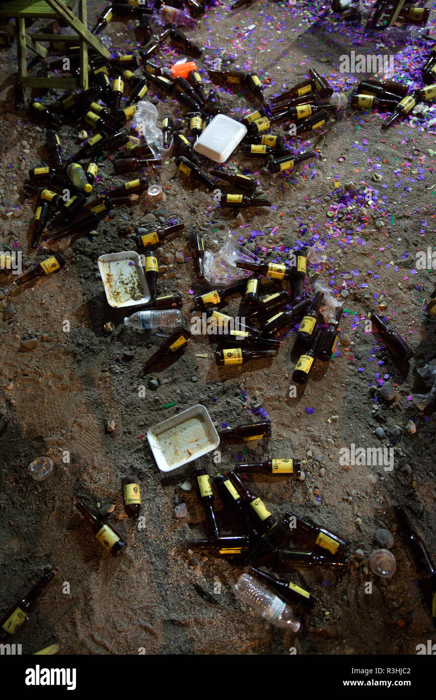 Decadence party hi-res stock photography and images - Alamy