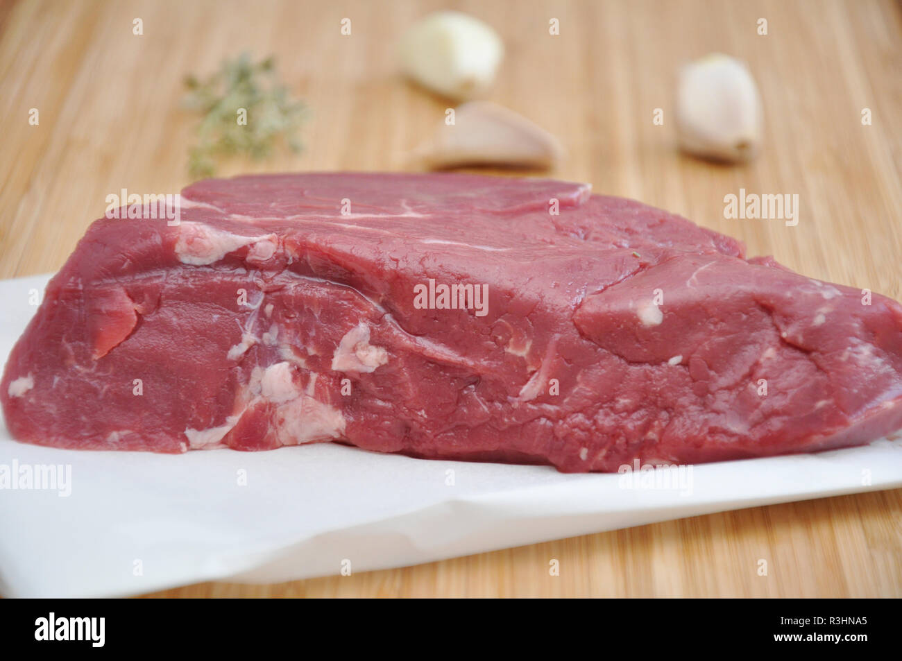 Bottom round steak hi-res stock photography and images - Alamy