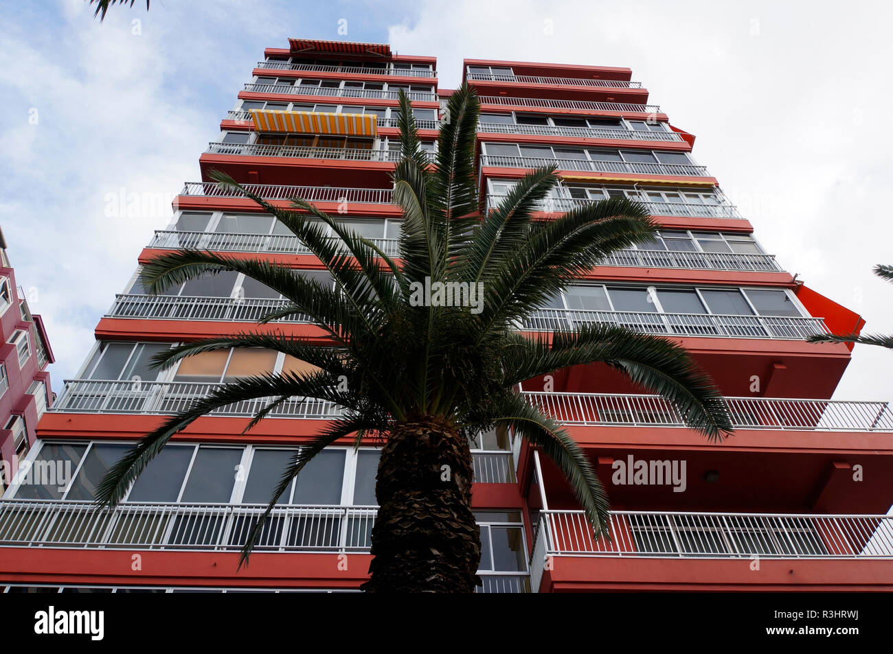 Monotonous residential building hi-res stock photography and images - Alamy