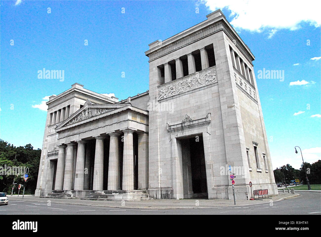 Propyla hi-res stock photography and images - Alamy