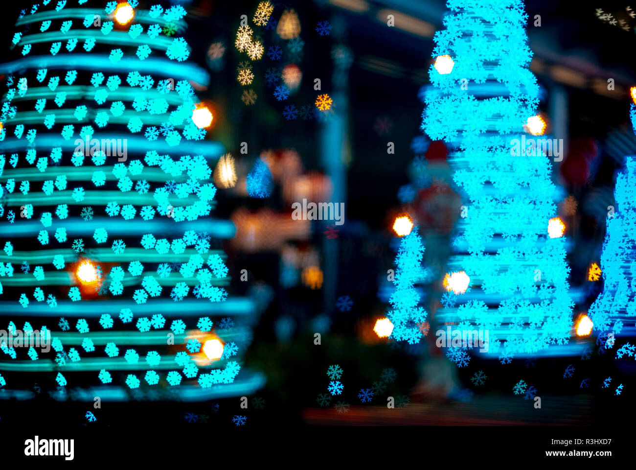 Christmas background with bokeh lights Stock Photo - Alamy