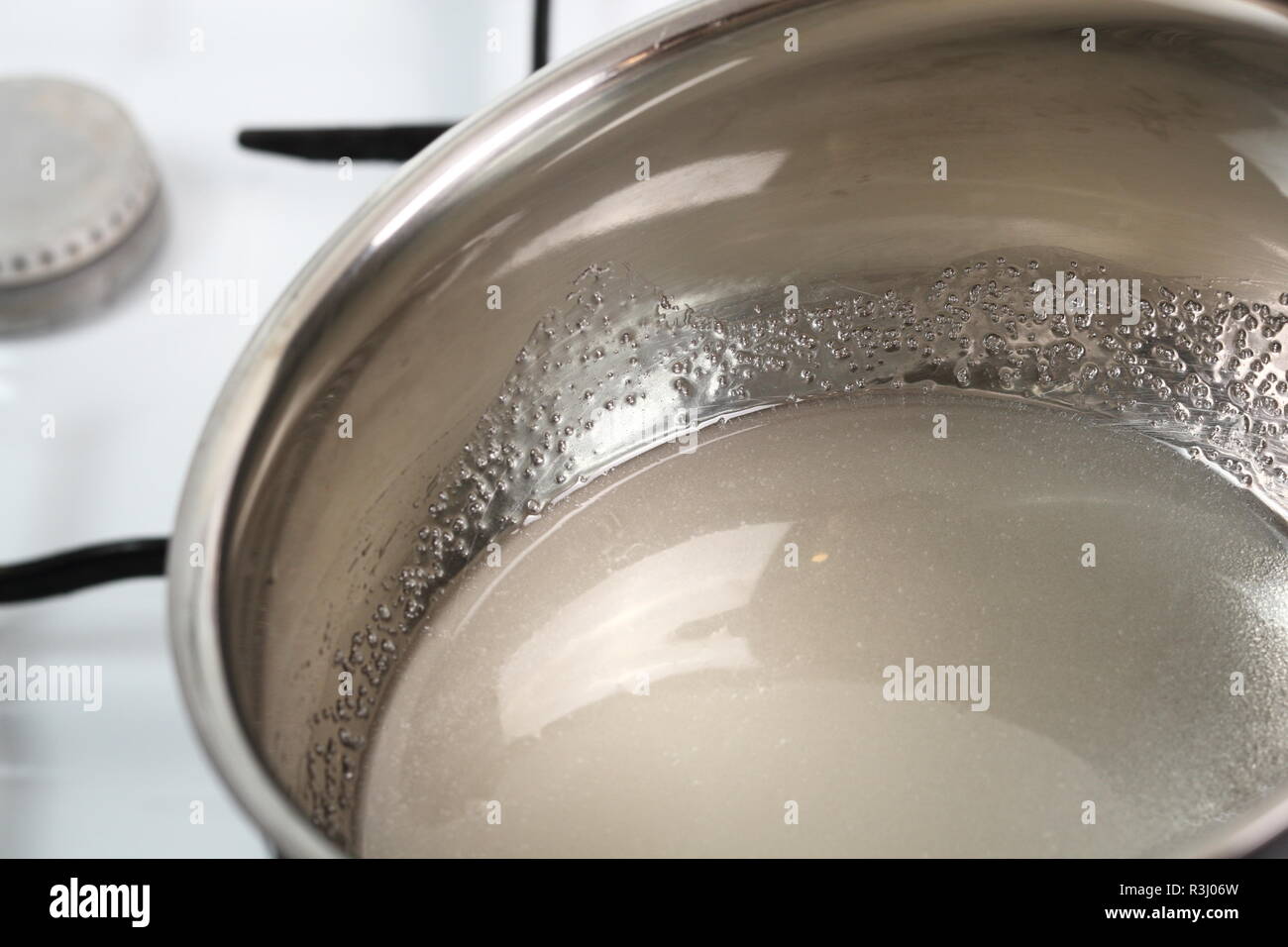 Dissolving Sugar And Water