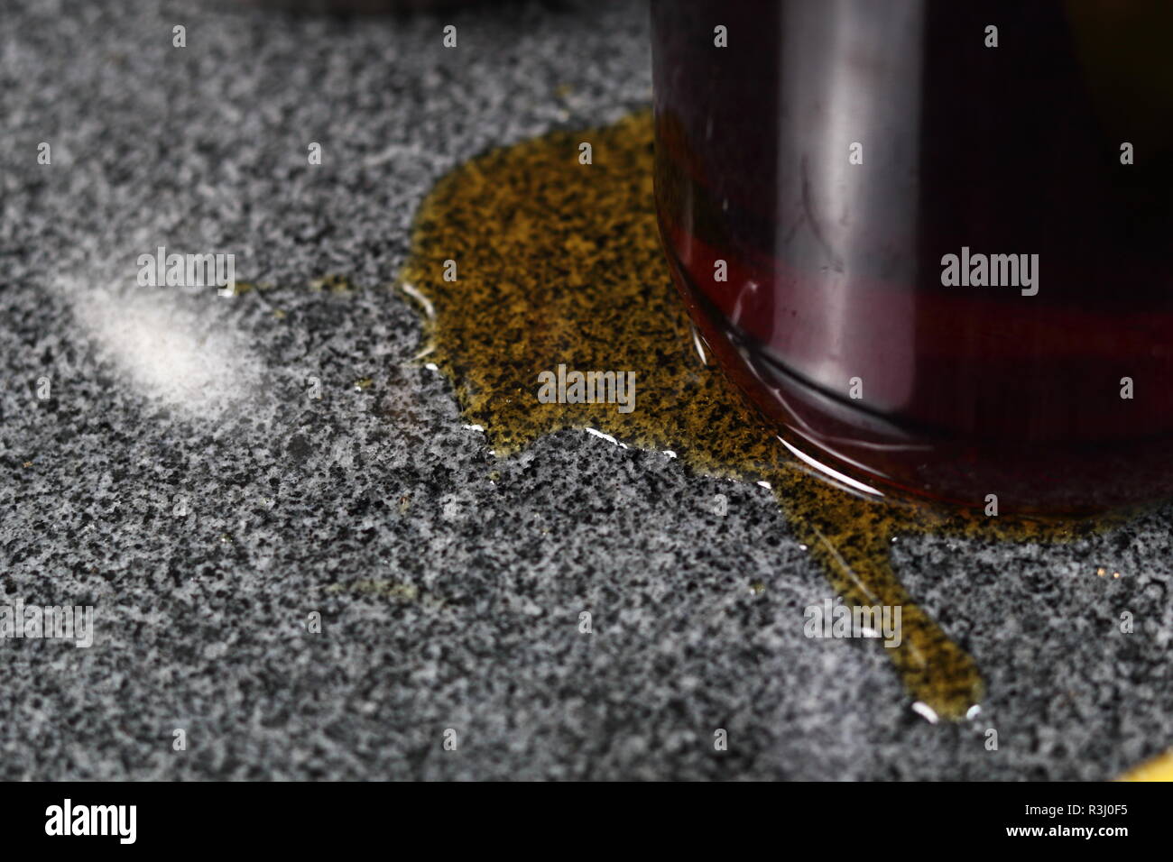 Syrup puddle hi-res stock photography and images - Alamy