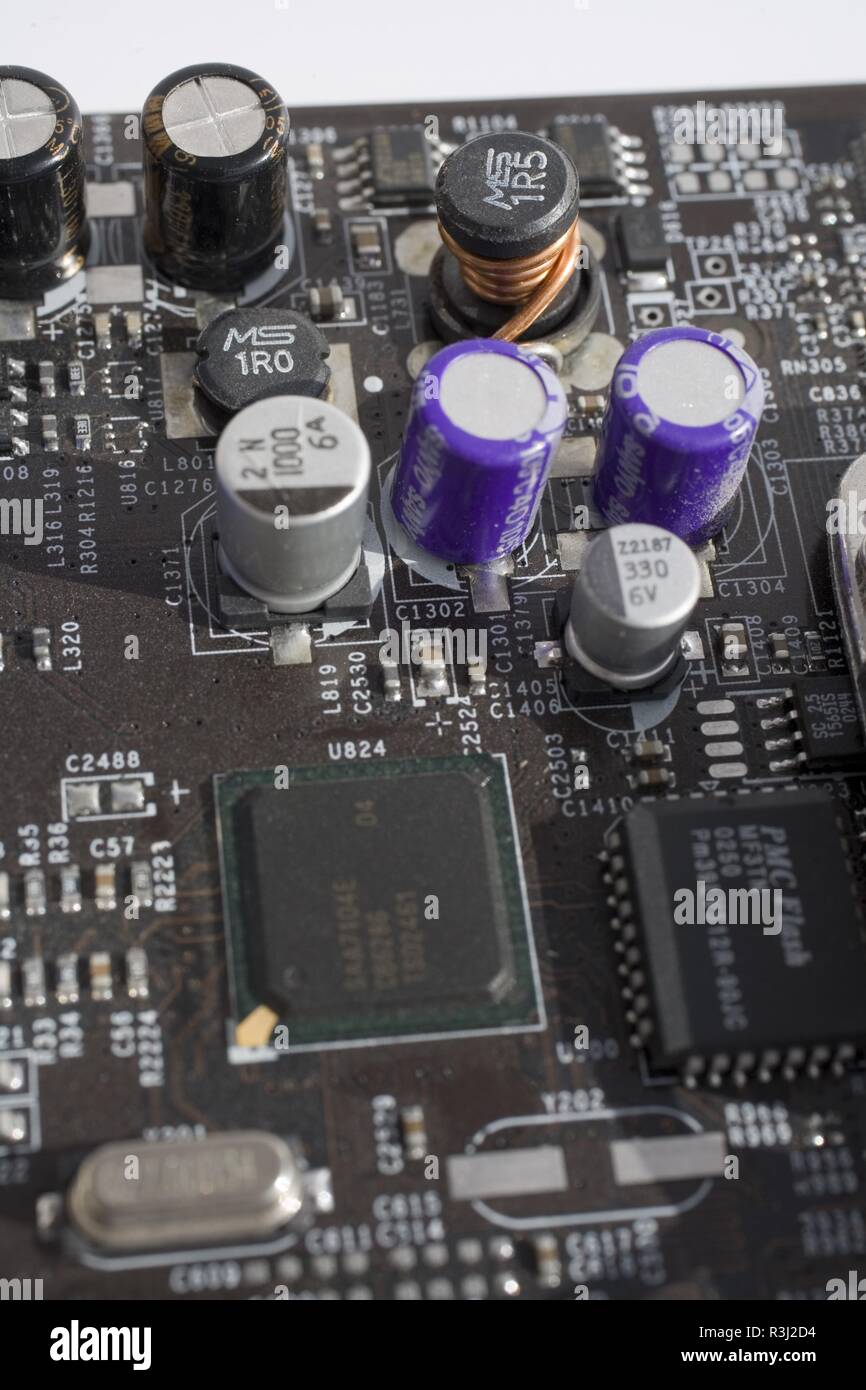 Miniature transistors hi-res stock photography and images - Alamy