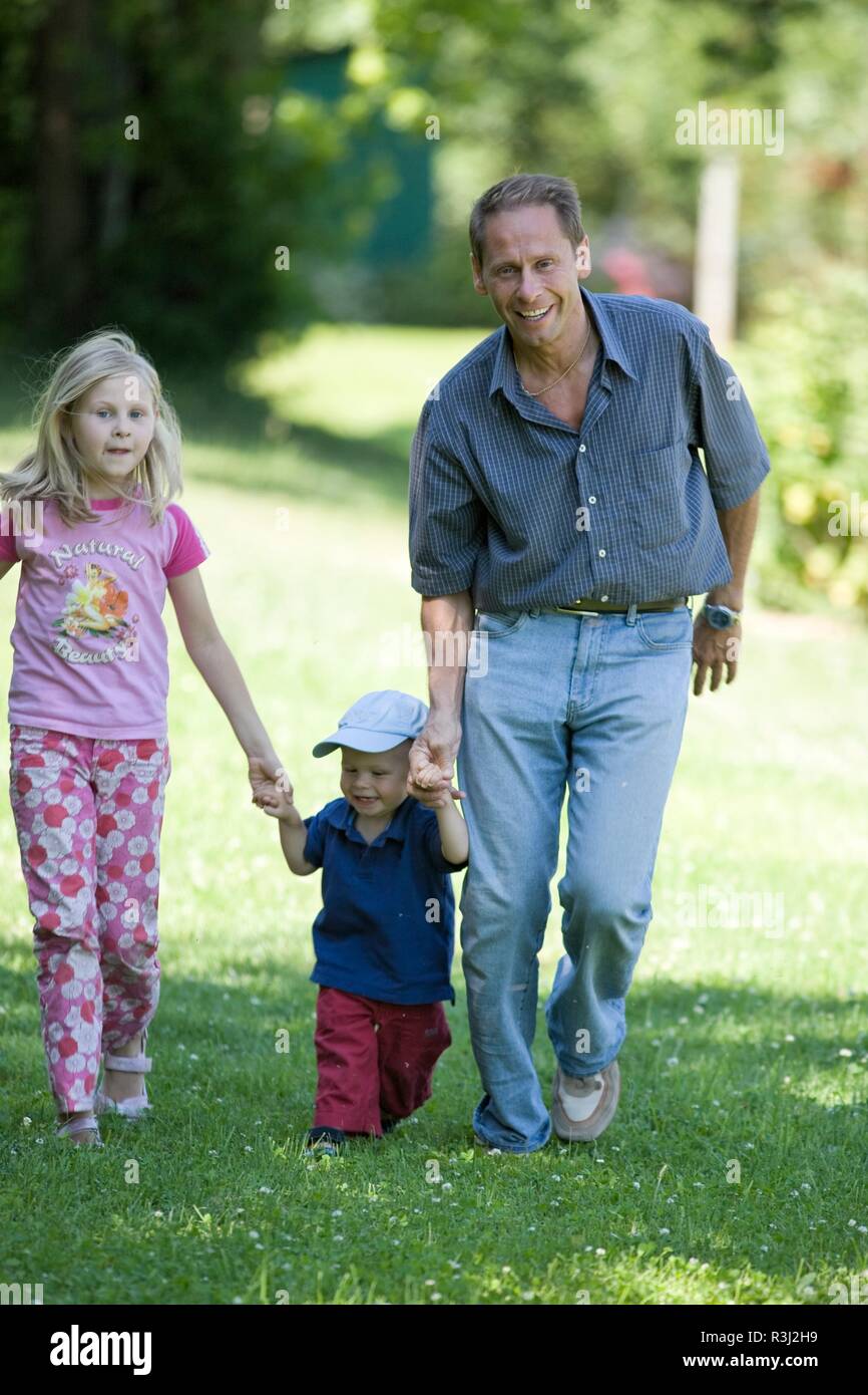 father with children Stock Photo - Alamy