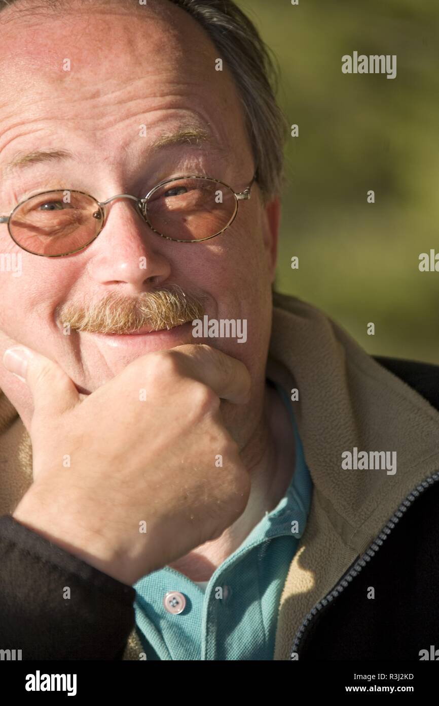 Zuhoeren hi-res stock photography and images - Alamy