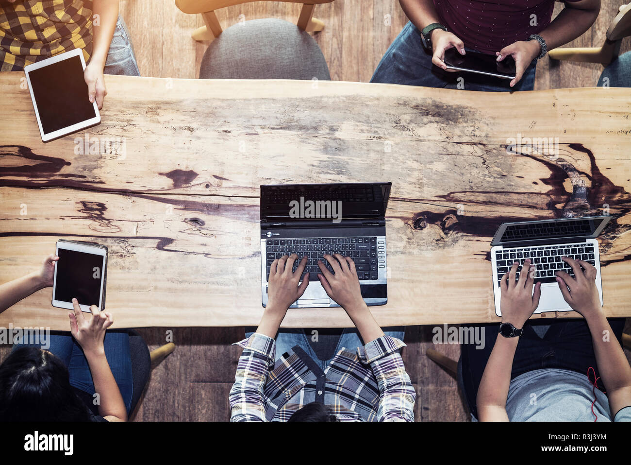 Digital globalization hi-res stock photography and images - Alamy