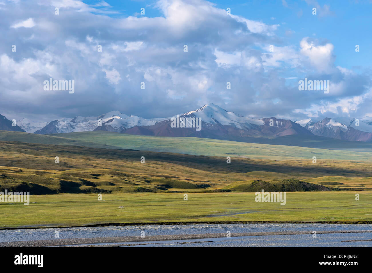 Sary Jaz Valley High Resolution Stock Photography and Images - Alamy