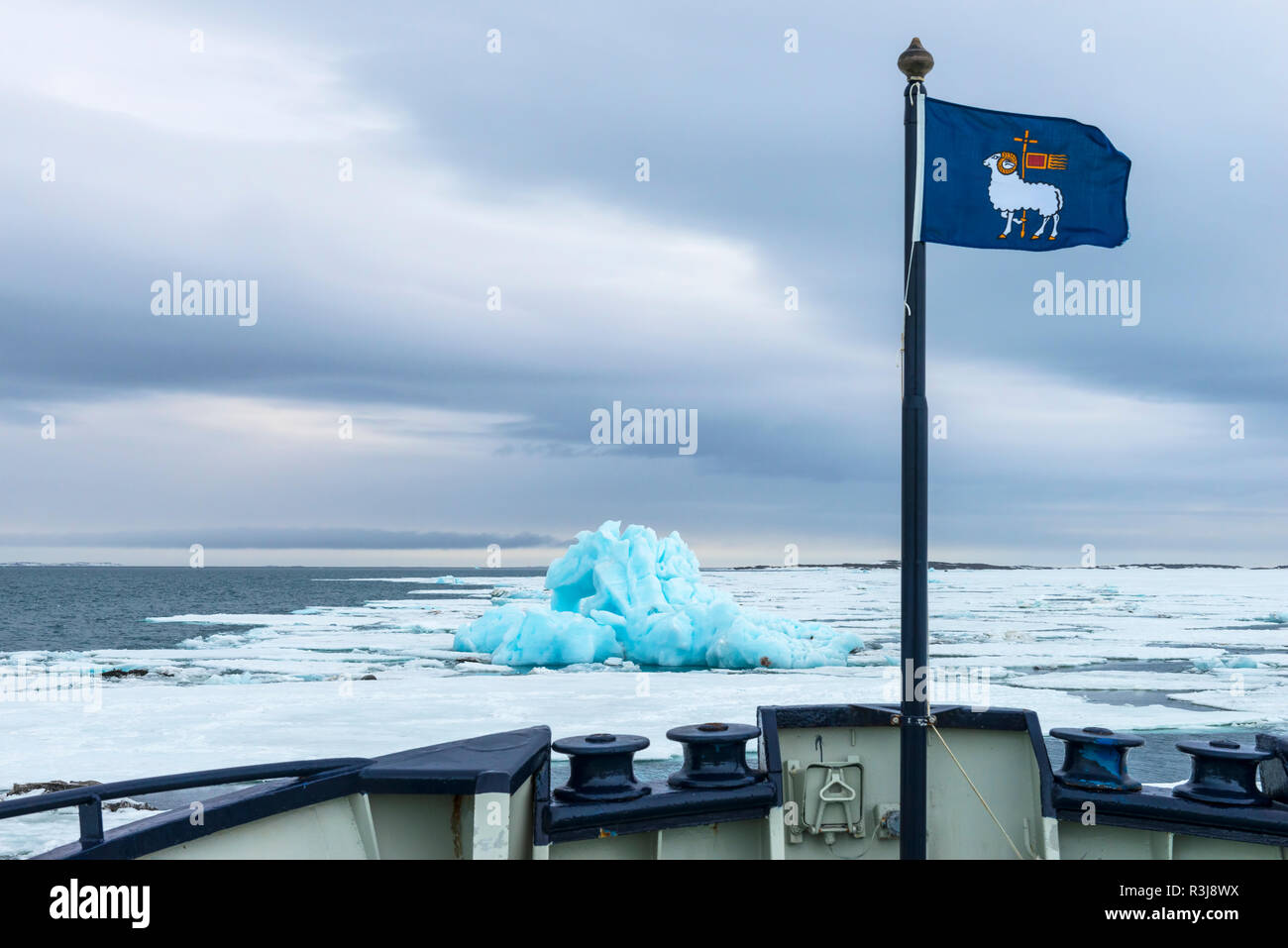 Svalbard flag hi-res stock photography and images - Alamy