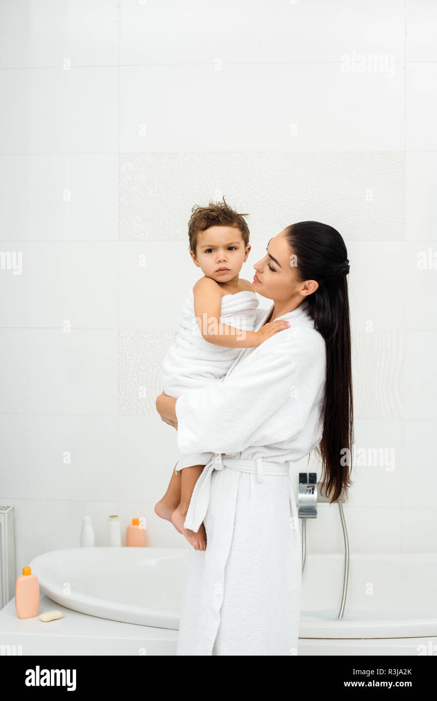Mother son towel hi-res stock photography and images - Alamy