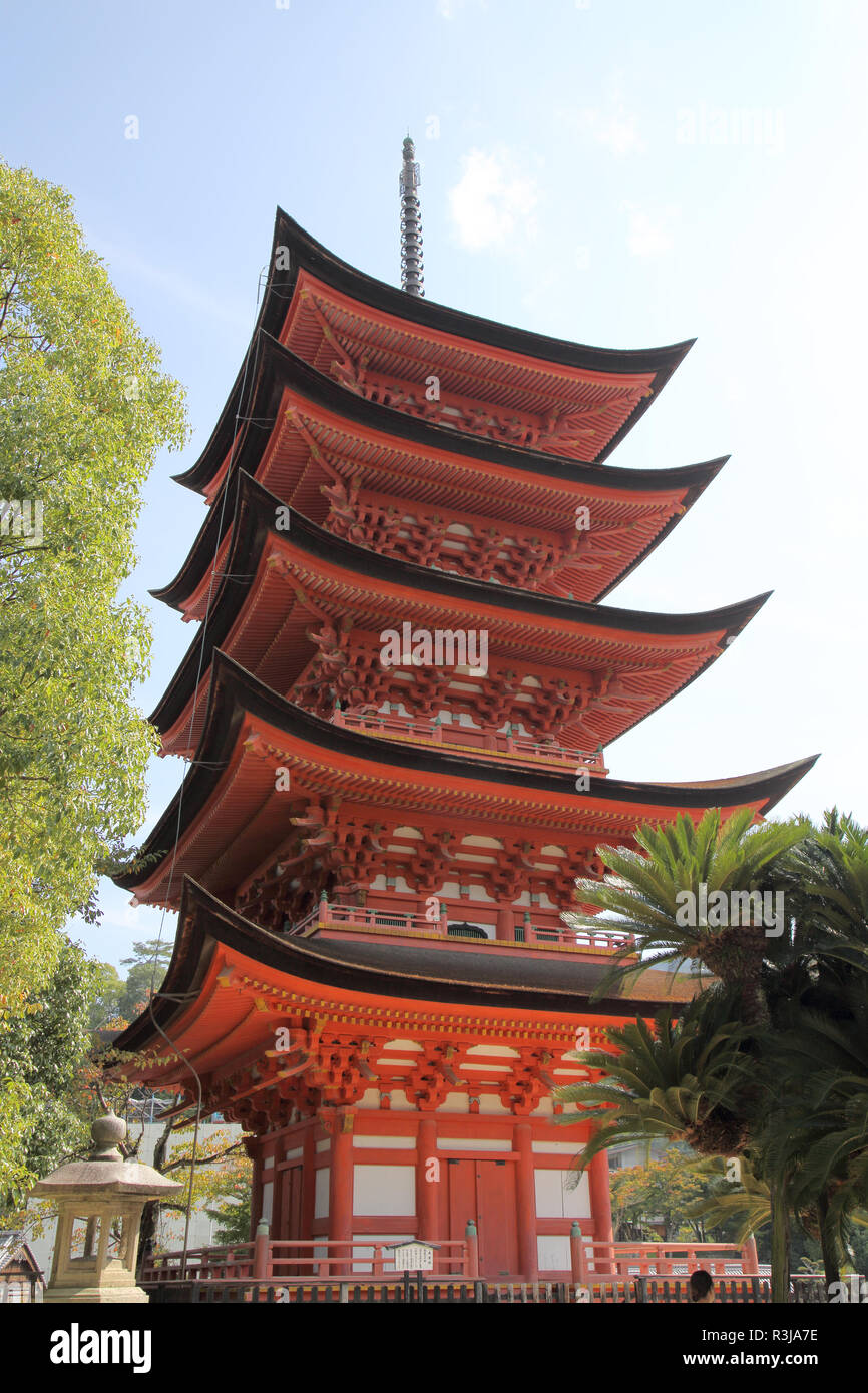 5 story pagoda hi-res stock photography and images - Alamy