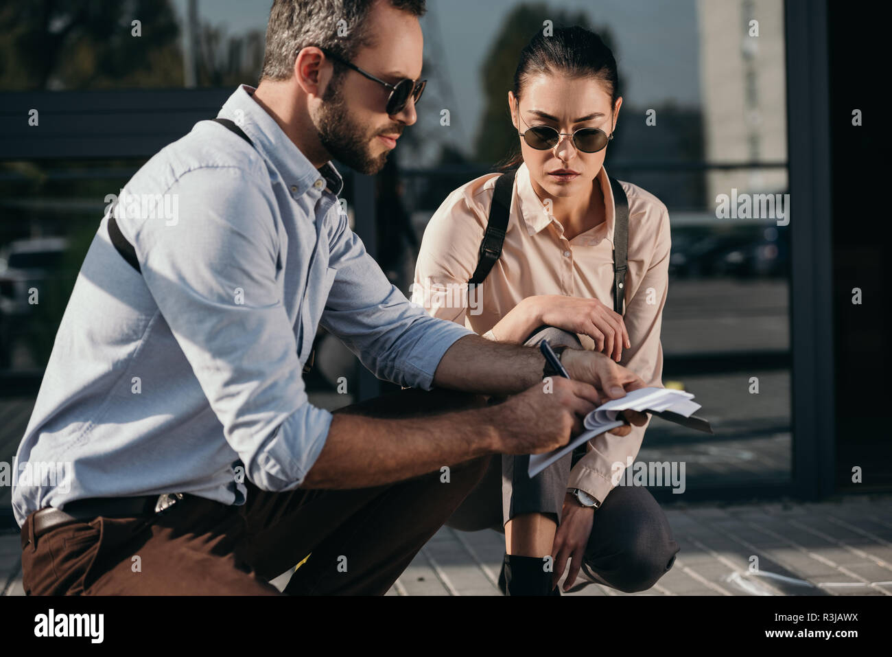 Detectives hi-res stock photography and images - Alamy