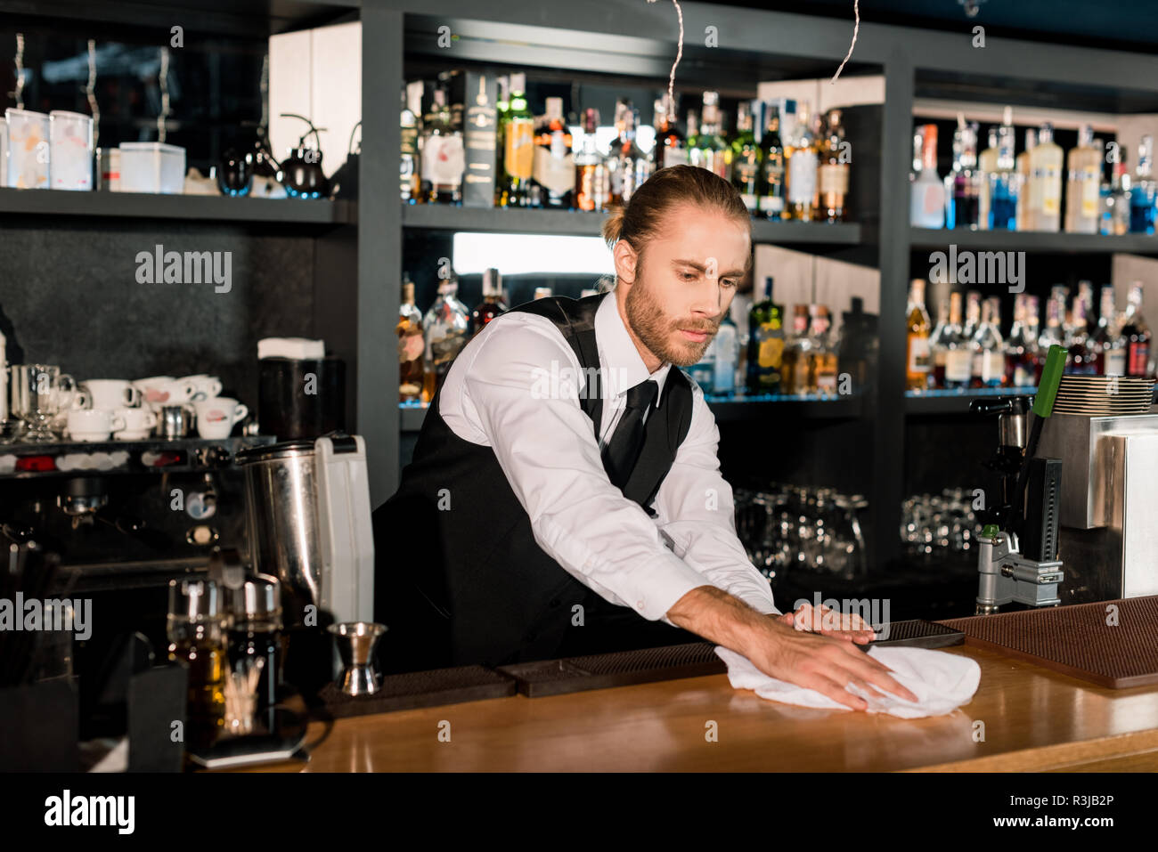 Cleaning pub interior hi-res stock photography and images - Alamy