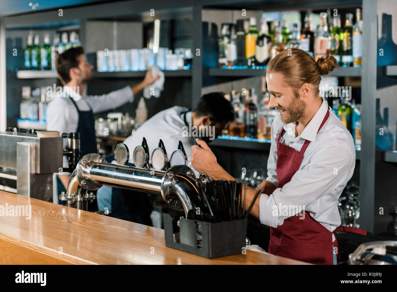 Bar interior bottles behind bar hi-res stock photography and images - Alamy