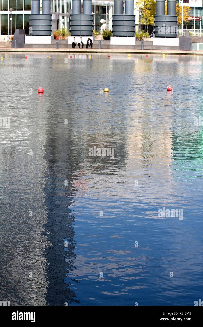 Water round borders hi-res stock photography and images - Alamy