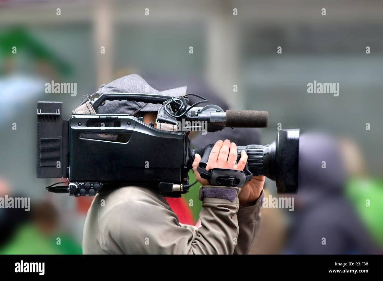 Videoreporter hi-res stock photography and images - Alamy