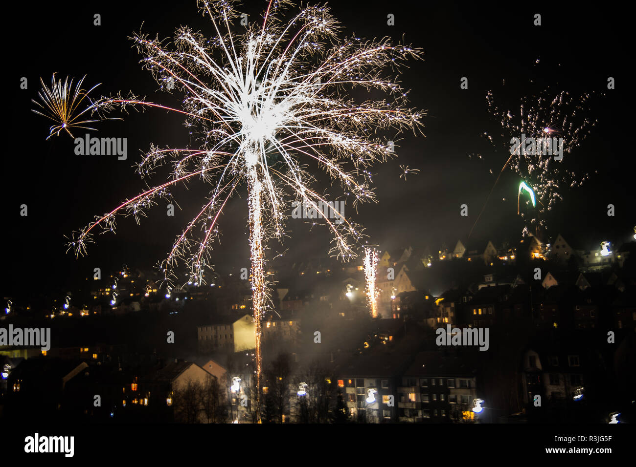 Firecracker rockets hi-res stock photography and images - Alamy