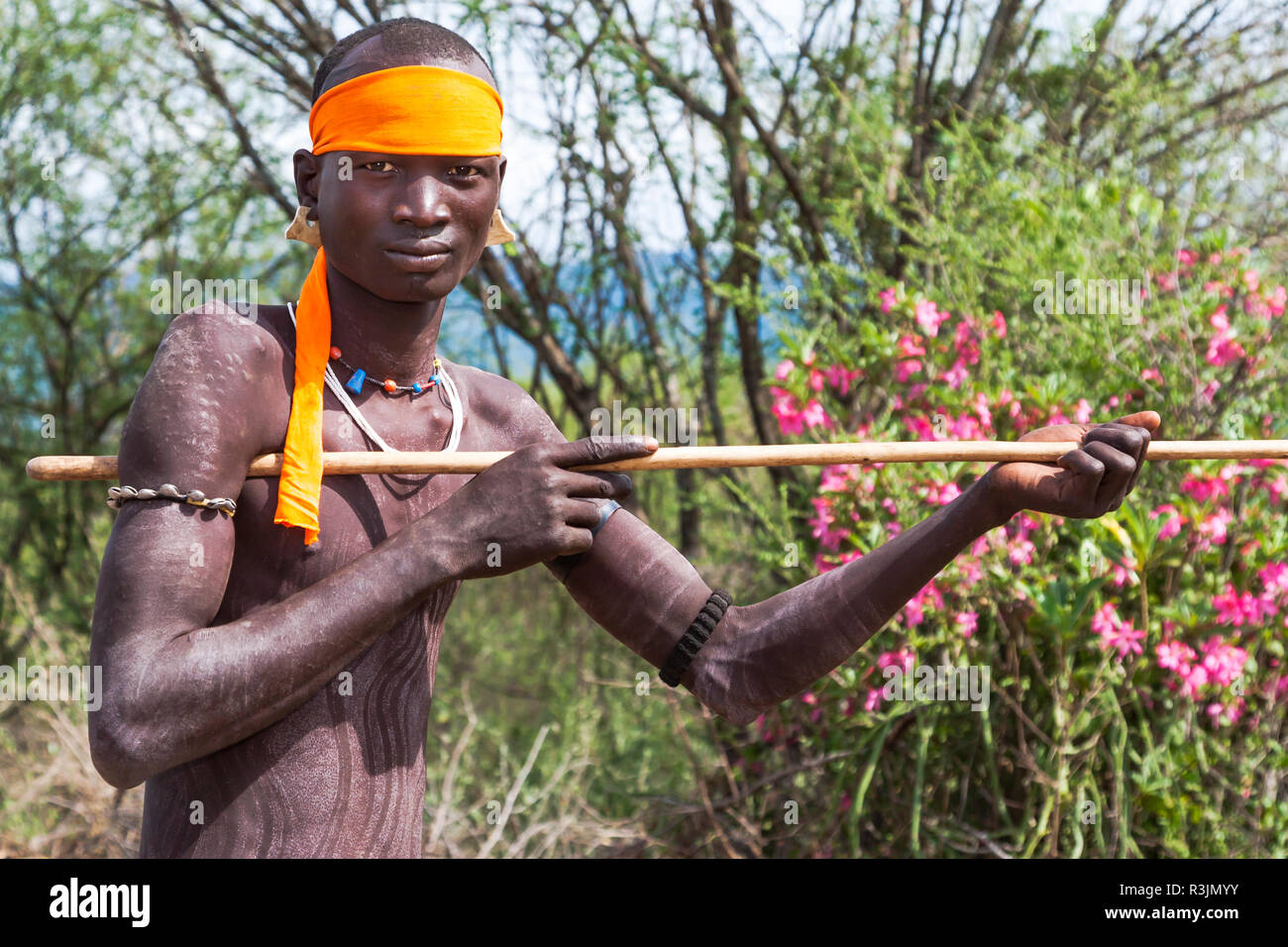 Man Mursi Tribe Scarification Omo High Resolution Stock Photography and ...