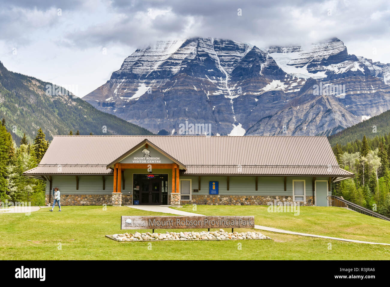 MOUNT ROBSON, BRITISH COLUMBIA, CANADA - JUNE 2018: Exterior view of ...