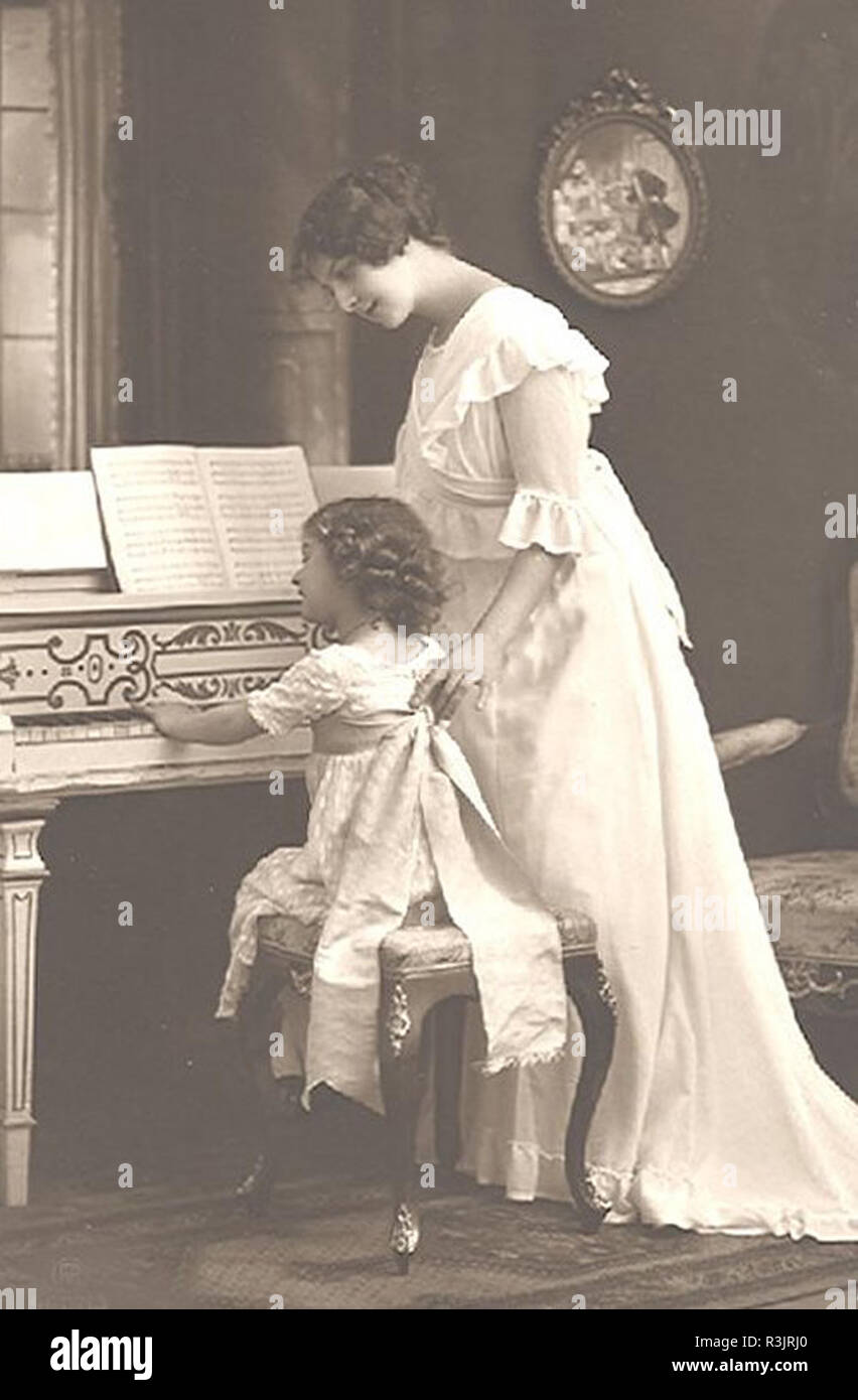 vintage image of a victorian child Stock Photo - Alamy