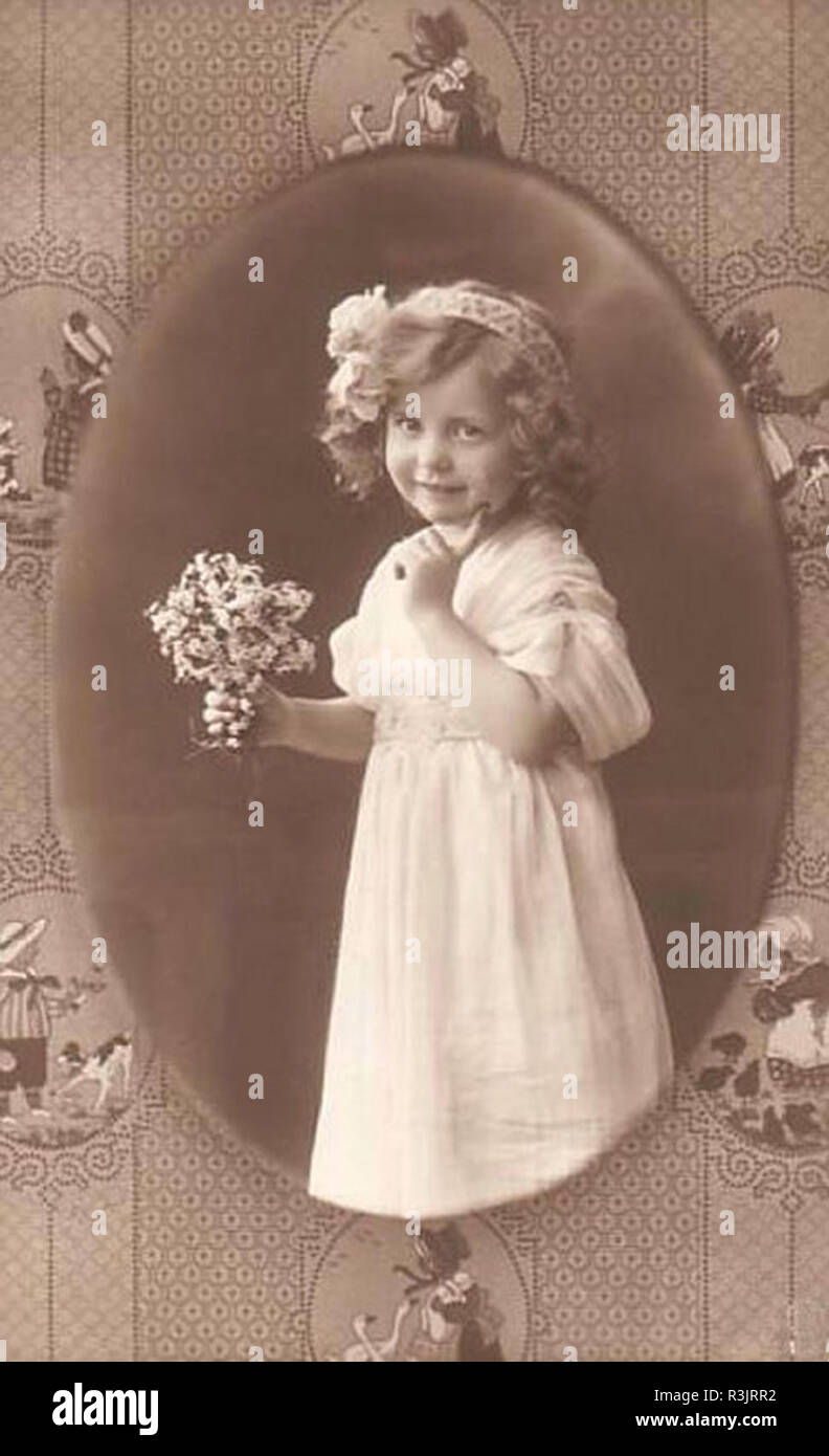 vintage image of a victorian child Stock Photo - Alamy