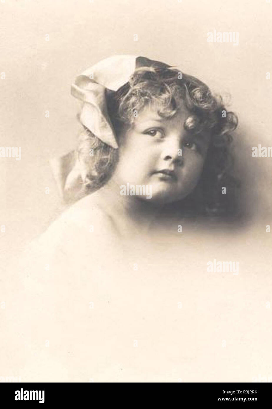 vintage image of a victorian child Stock Photo - Alamy