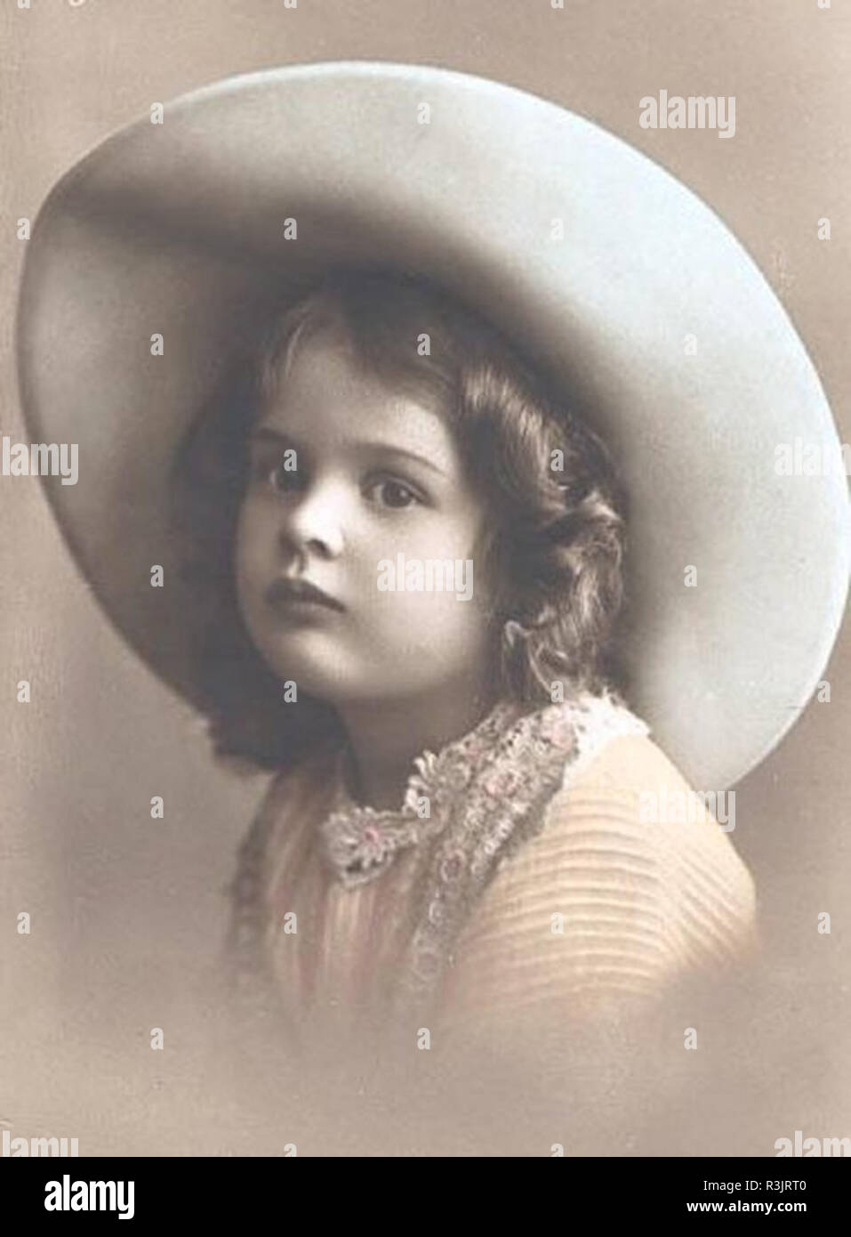 vintage image of a victorian child Stock Photo - Alamy