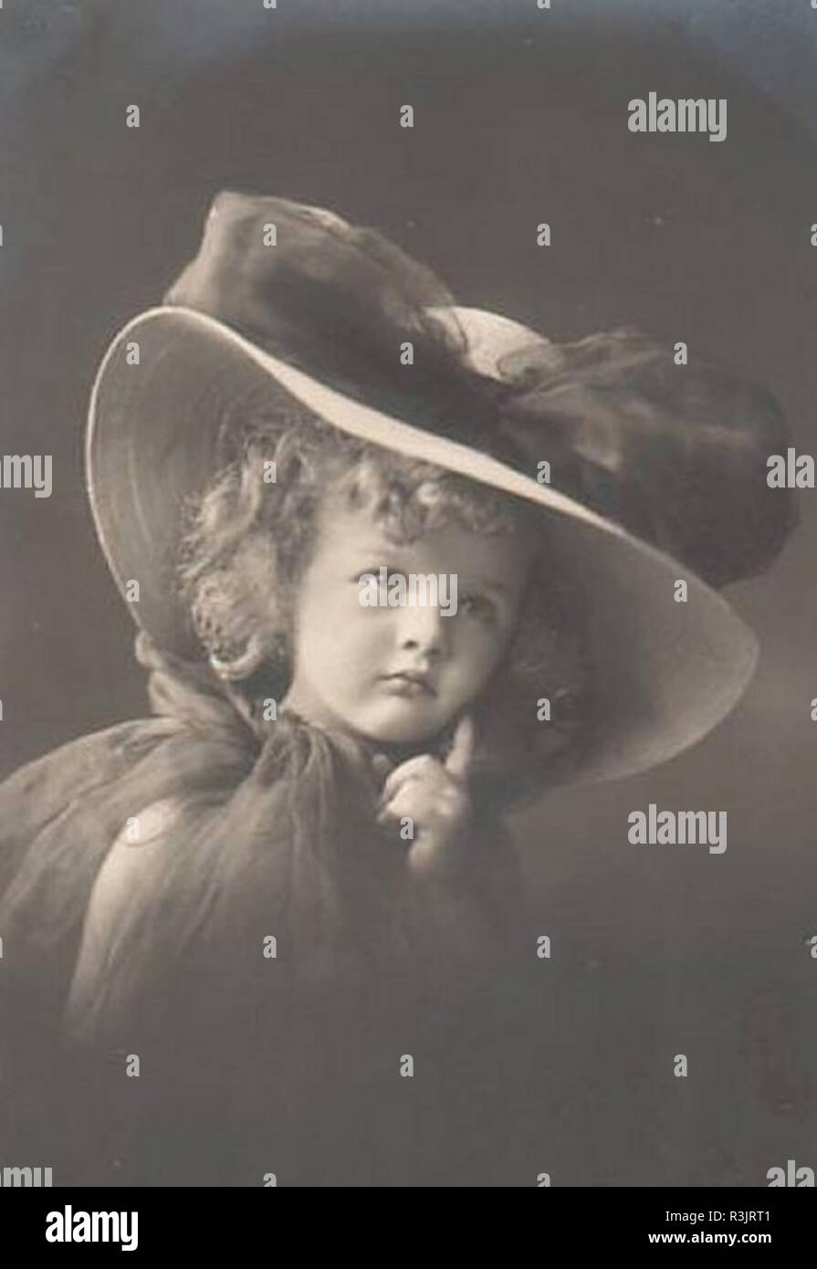 vintage image of a victorian child Stock Photo - Alamy