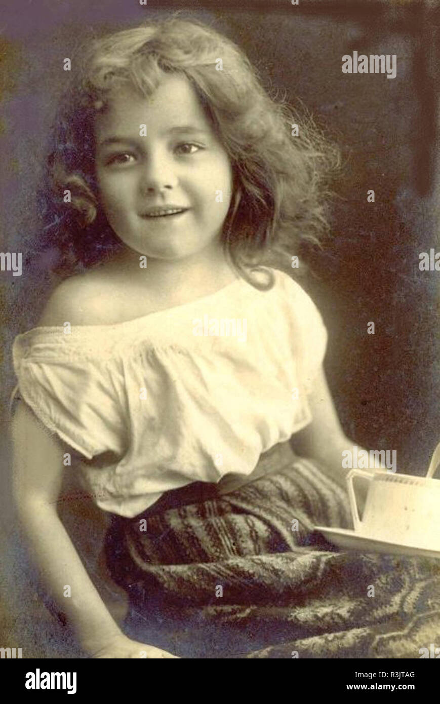 vintage image of a victorian child Stock Photo - Alamy
