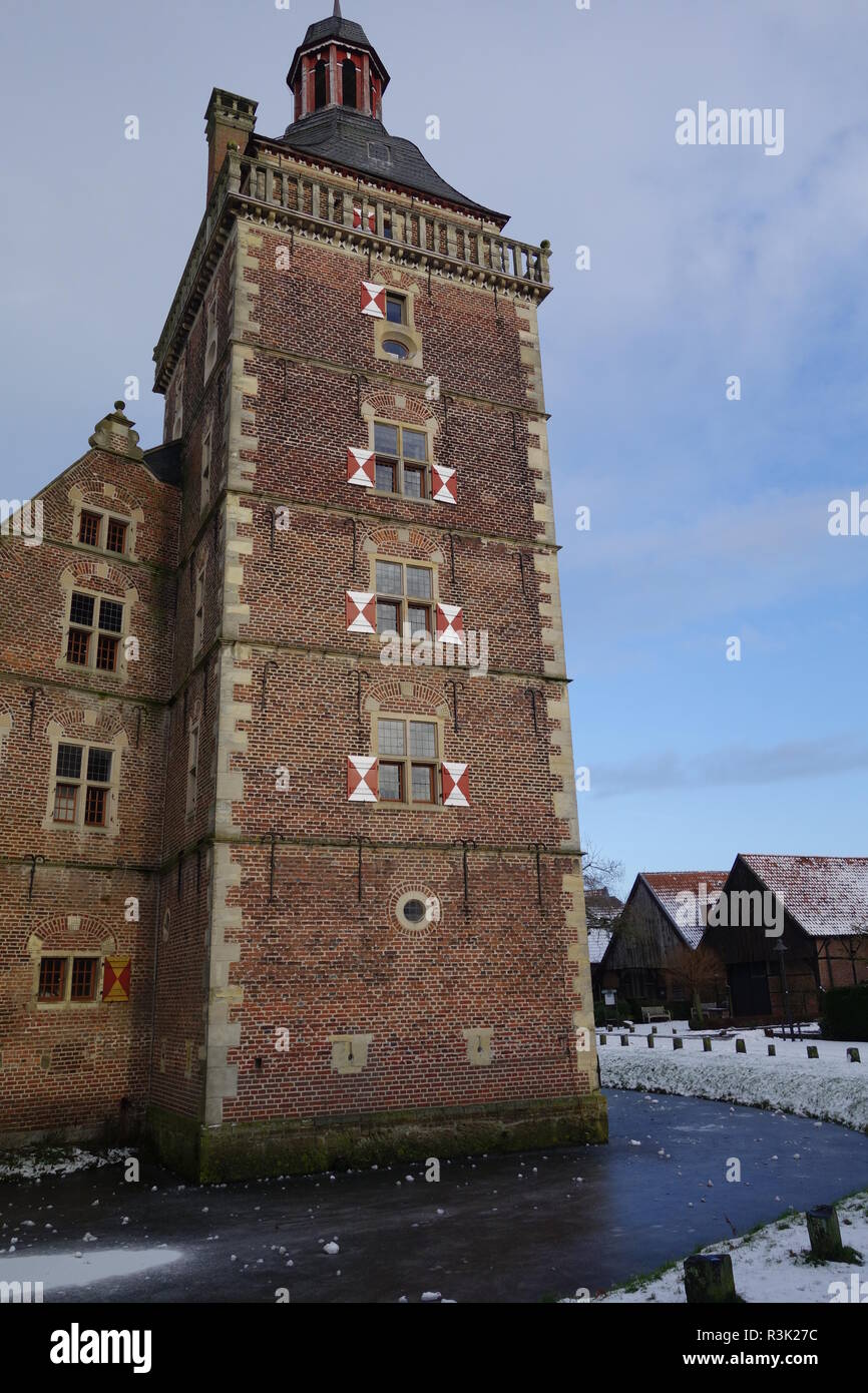 Castle in the ma nsterland hi-res stock photography and images - Alamy