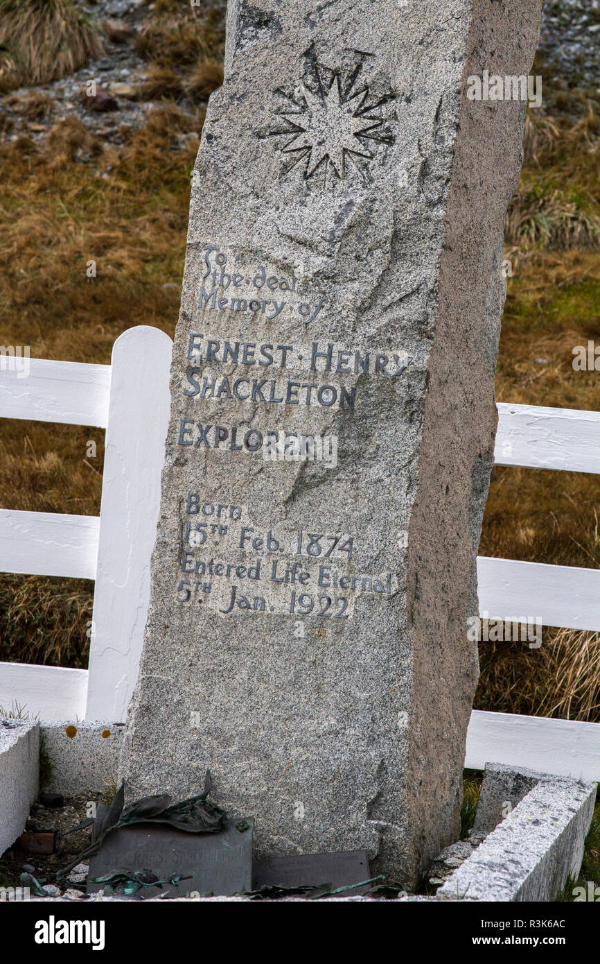 Shackletons grave hi-res stock photography and images - Alamy
