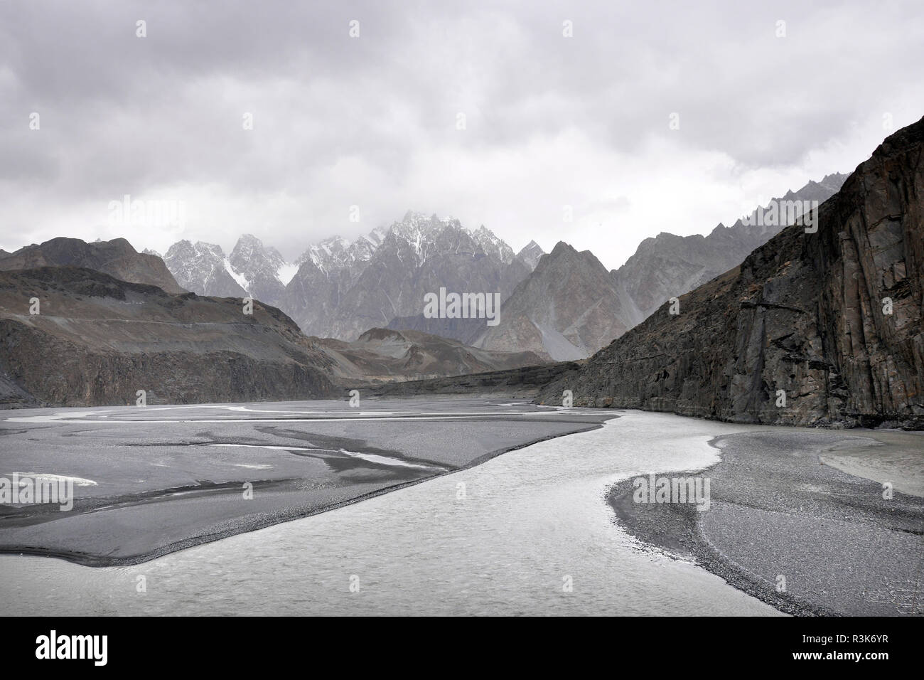 Pakistani rivers hi-res stock photography and images - Alamy